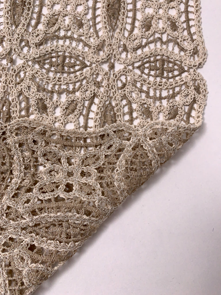 Medallion Crochet Lace - Beige | FABRICS & FABRICS – Fabrics & Fabrics