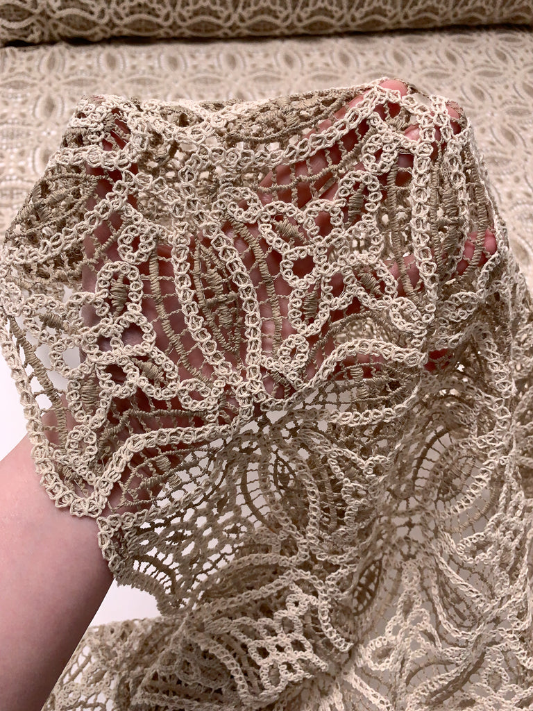 Medallion Crochet Lace - Beige | FABRICS & FABRICS – Fabrics & Fabrics