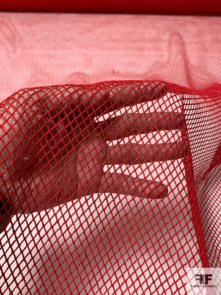 Netting-Like Guipure Lace - Red | FABRICS & FABRICS – Fabrics & Fabrics