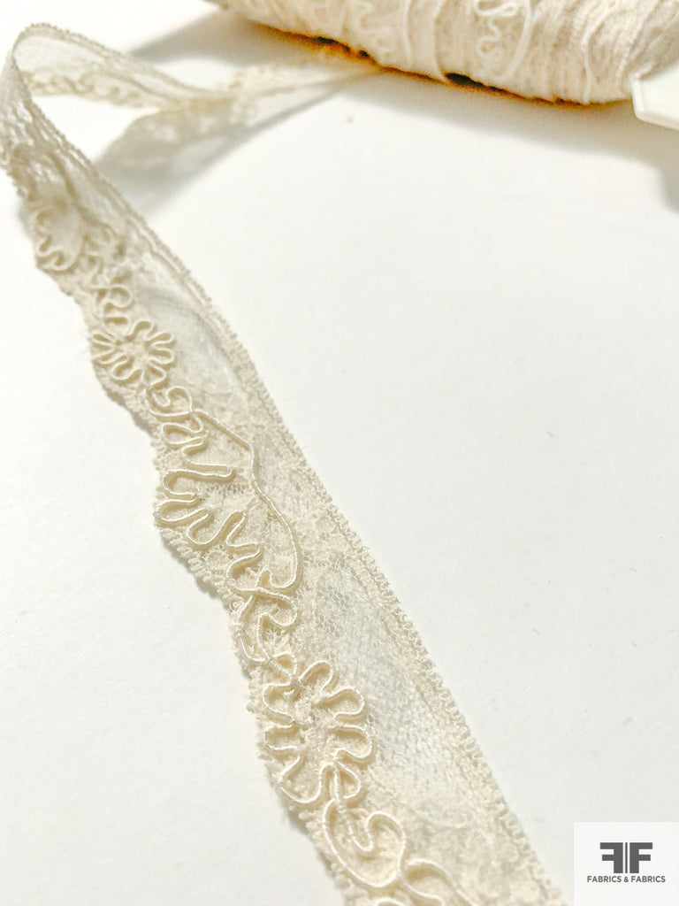 Single-Scalloped Corded Lace Trim - Cream | FABRICS & FABRICS – Fabrics ...
