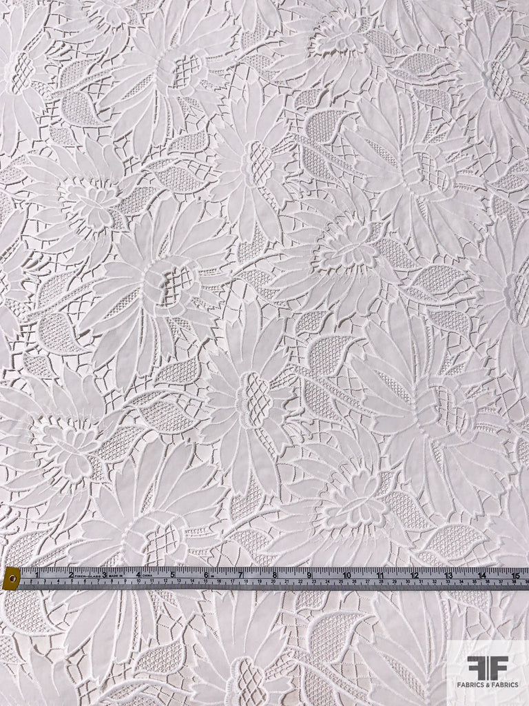 Pamella Roland CDC-Based Lightweight Guipure Lace - Off-White | FABRICS ...