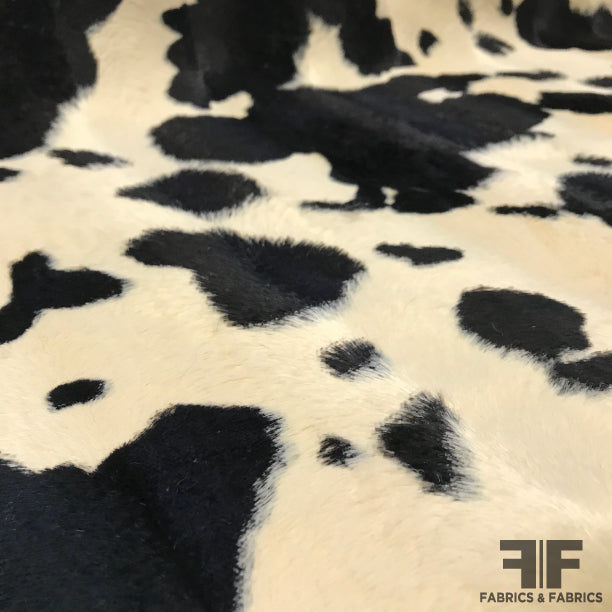 Cowhide Faux Fur - Black/Cream - Fabrics & Fabrics
