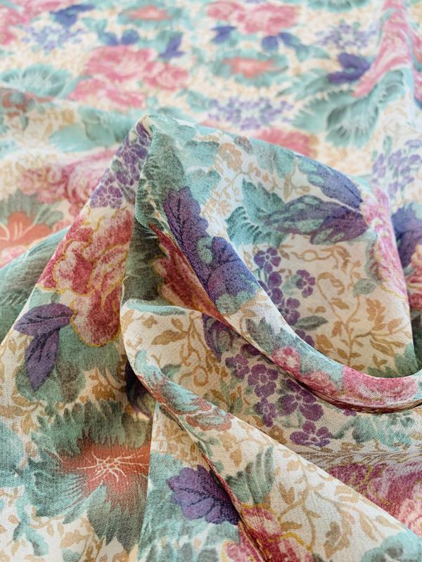 Vintage-Look Floral Printed Silk Chiffon - Pale Multicolor | FABRICS ...